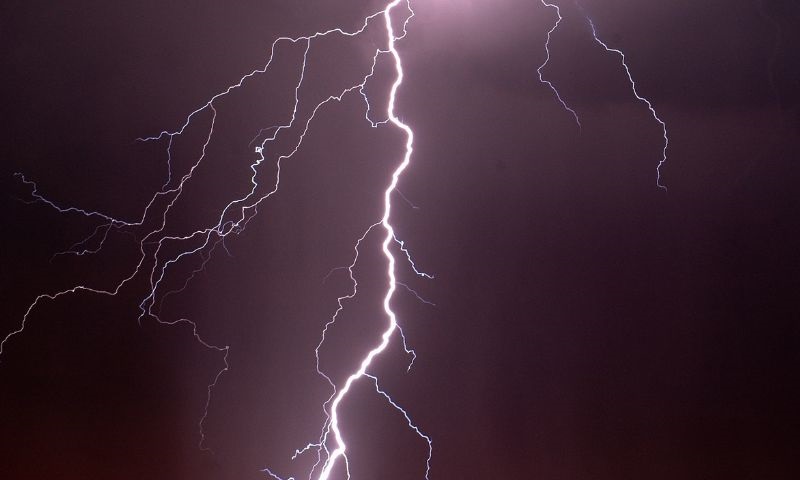 ¿Cómo se forman los rayos?