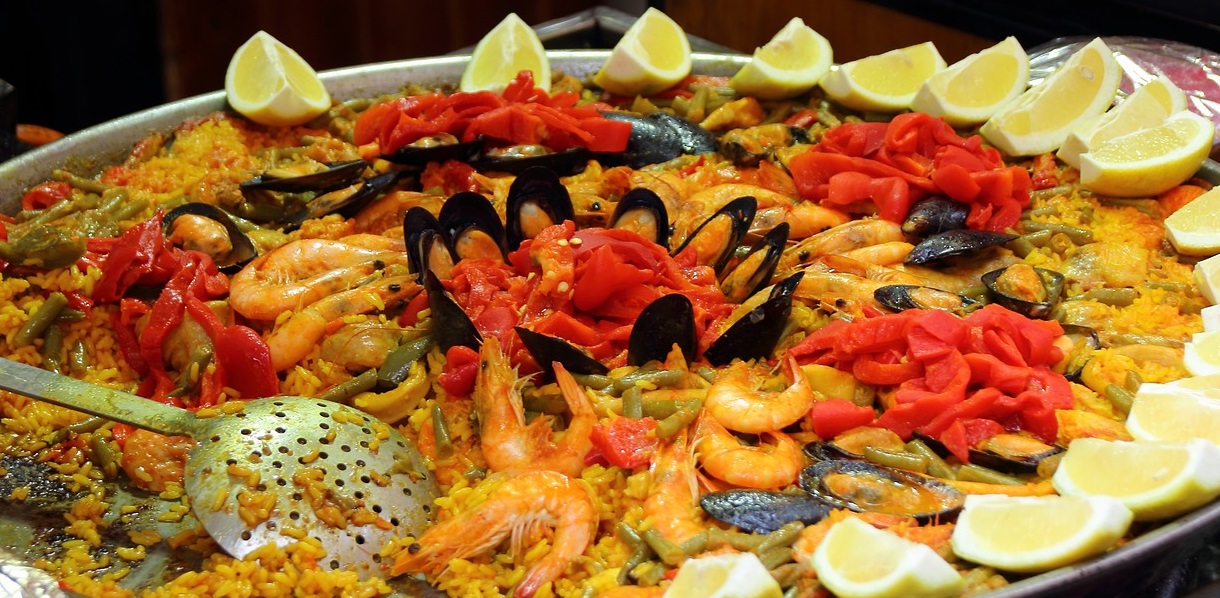 La paella, uno de los platos emblemáticos de España - El rincon del saber